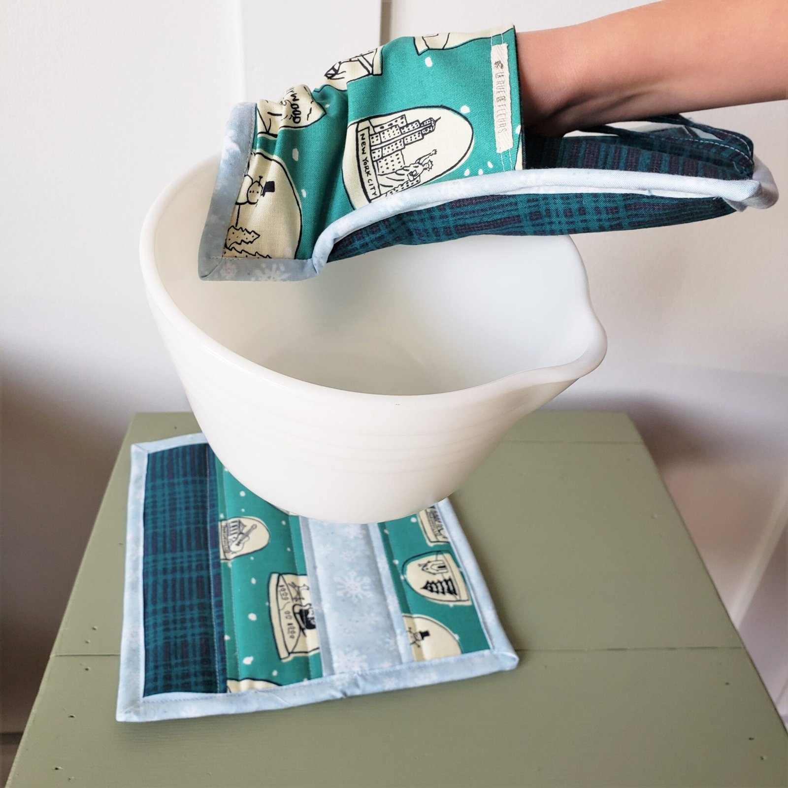 Beginner Quilting Patchwork Pot Holder Tutorial 6776