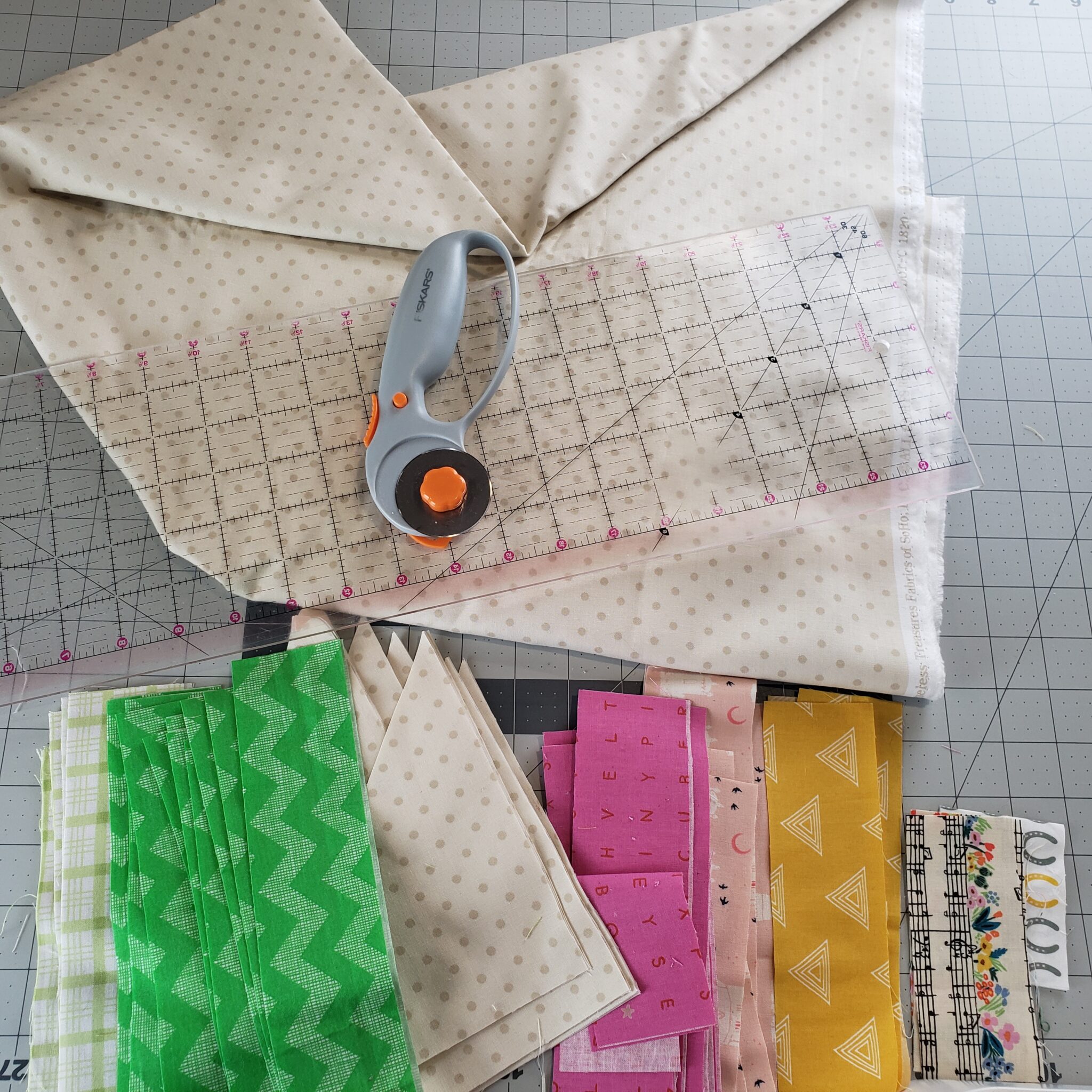 Cutting Tips for the Geometry Dash Quilt